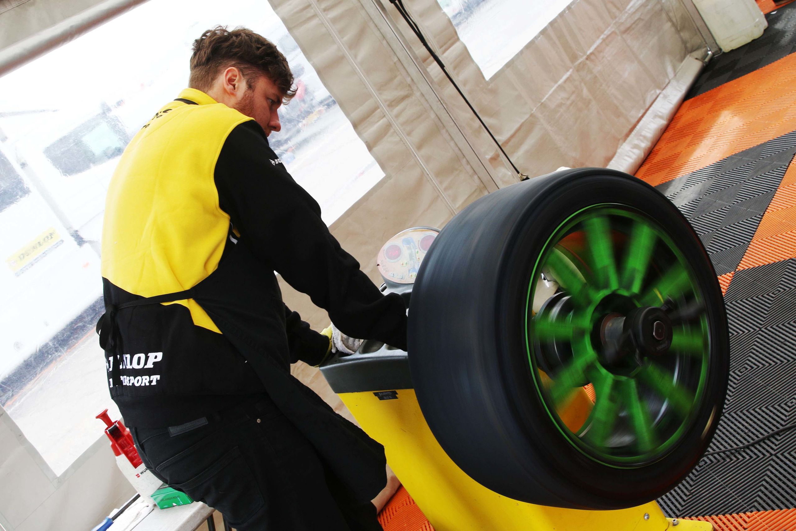 Image Gallery - TCR UK