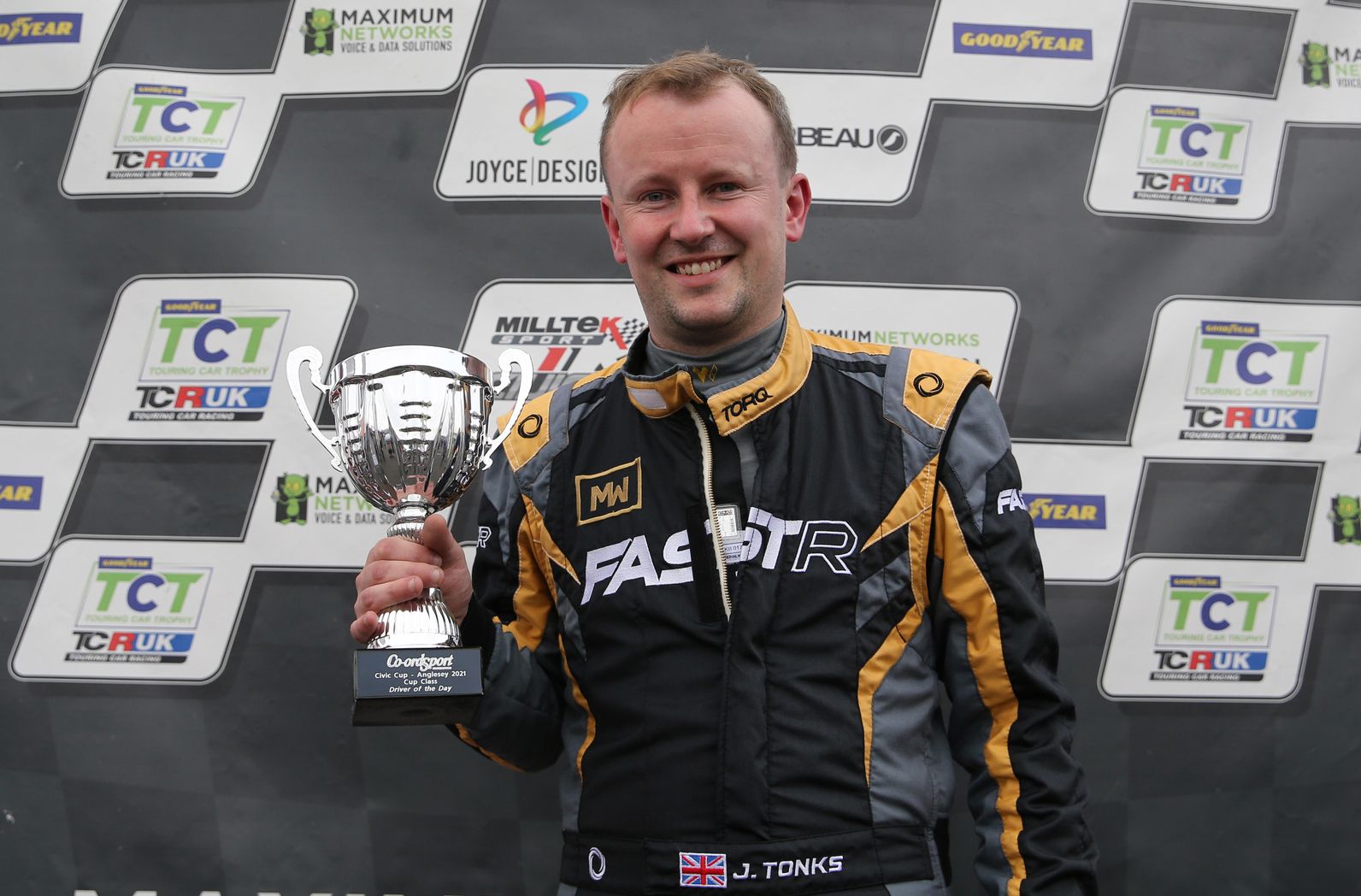 Jamie Tonks to make the step up to TCR UK for the 2022 season with Area ...